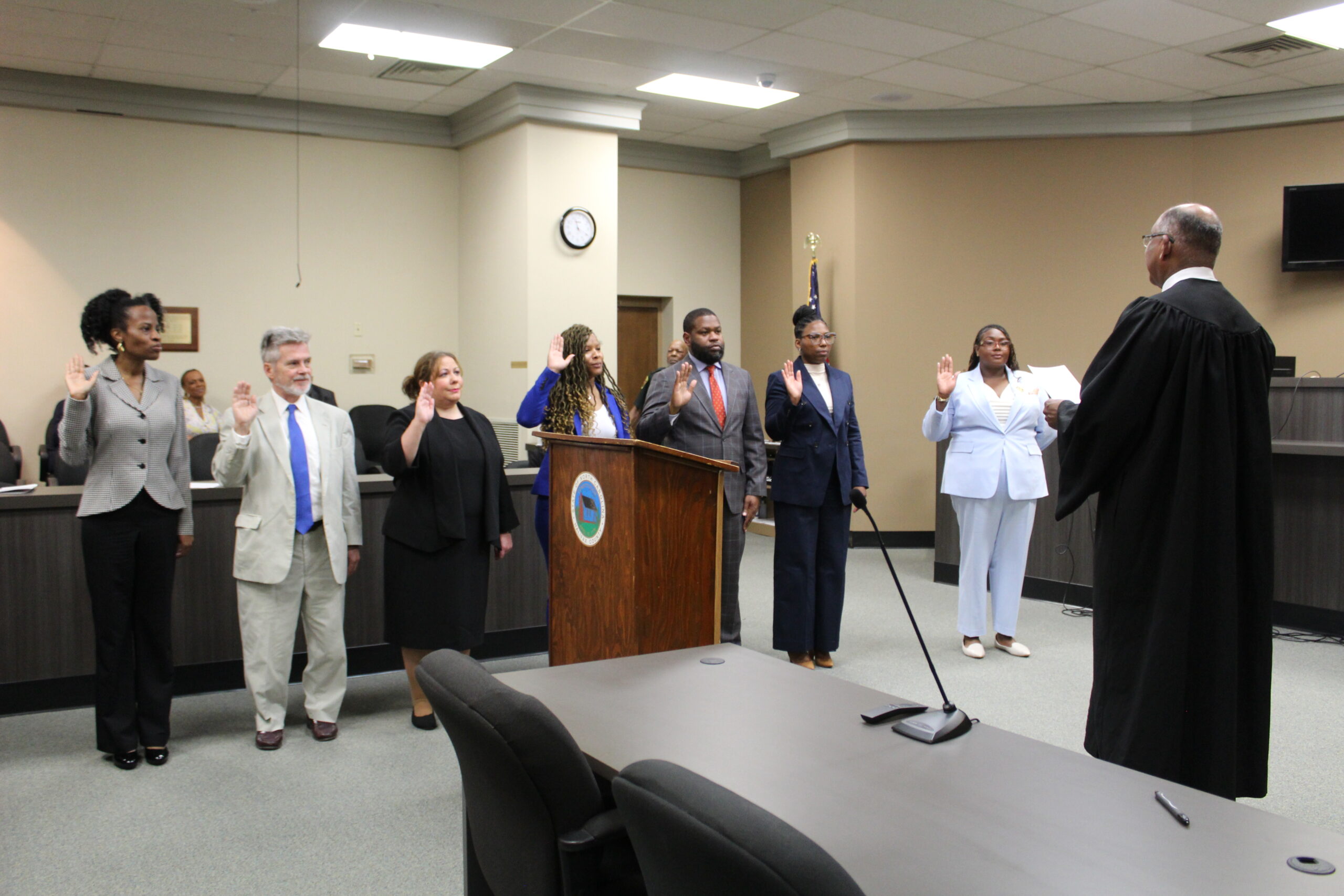 APDs in District 7 take Oath of Office - Indigent Defense Services
